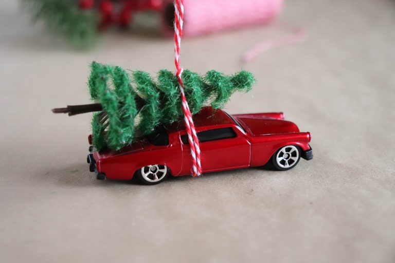 Darling DIY Vintage Car Ornament » Homemade Heather