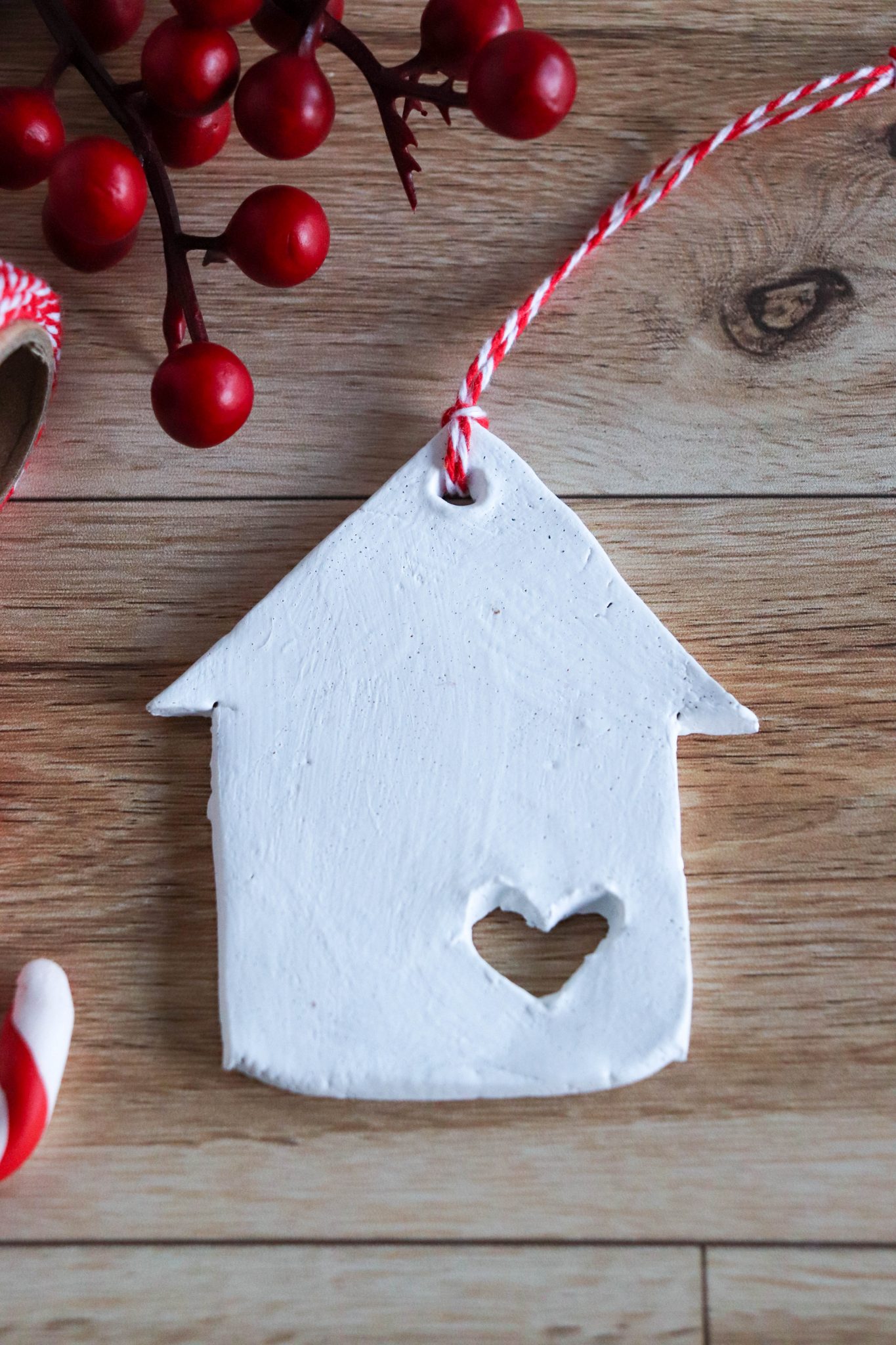 Clay Farmhouse Ornament Tutorial with Printable Templates » Homemade ...