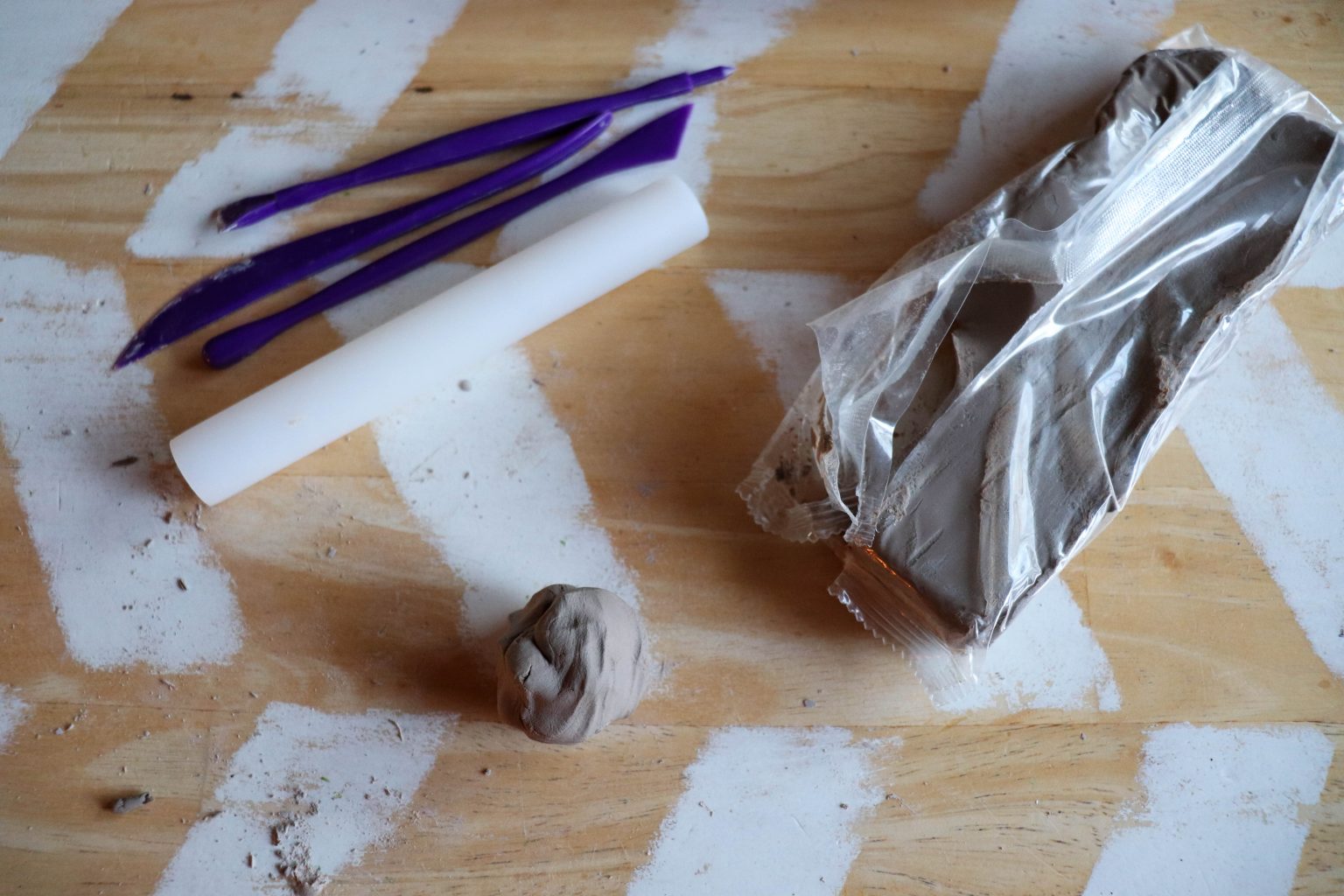 Clay Farmhouse Ornament Tutorial with Printable Templates » Homemade ...