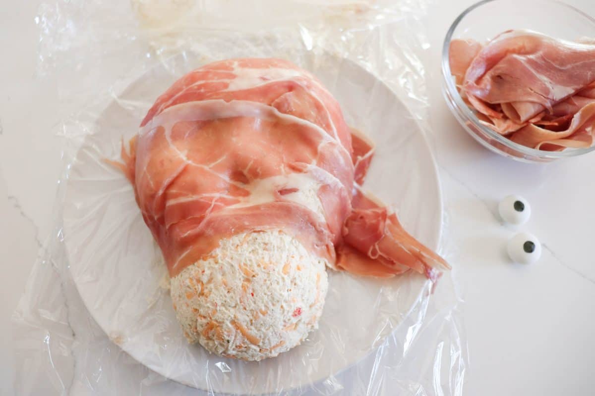 Creepy Halloween Cheese Ball Recipe » Homemade Heather