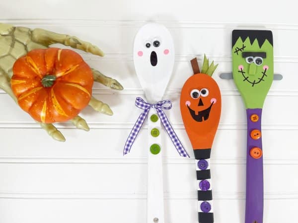 Wooden Halloween Spoons Craft » Homemade Heather