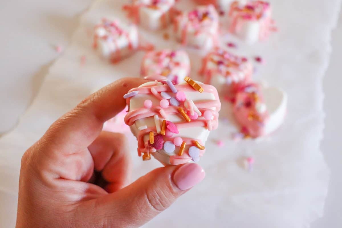 Valentines Day Oreo Truffle Recipe » Homemade Heather