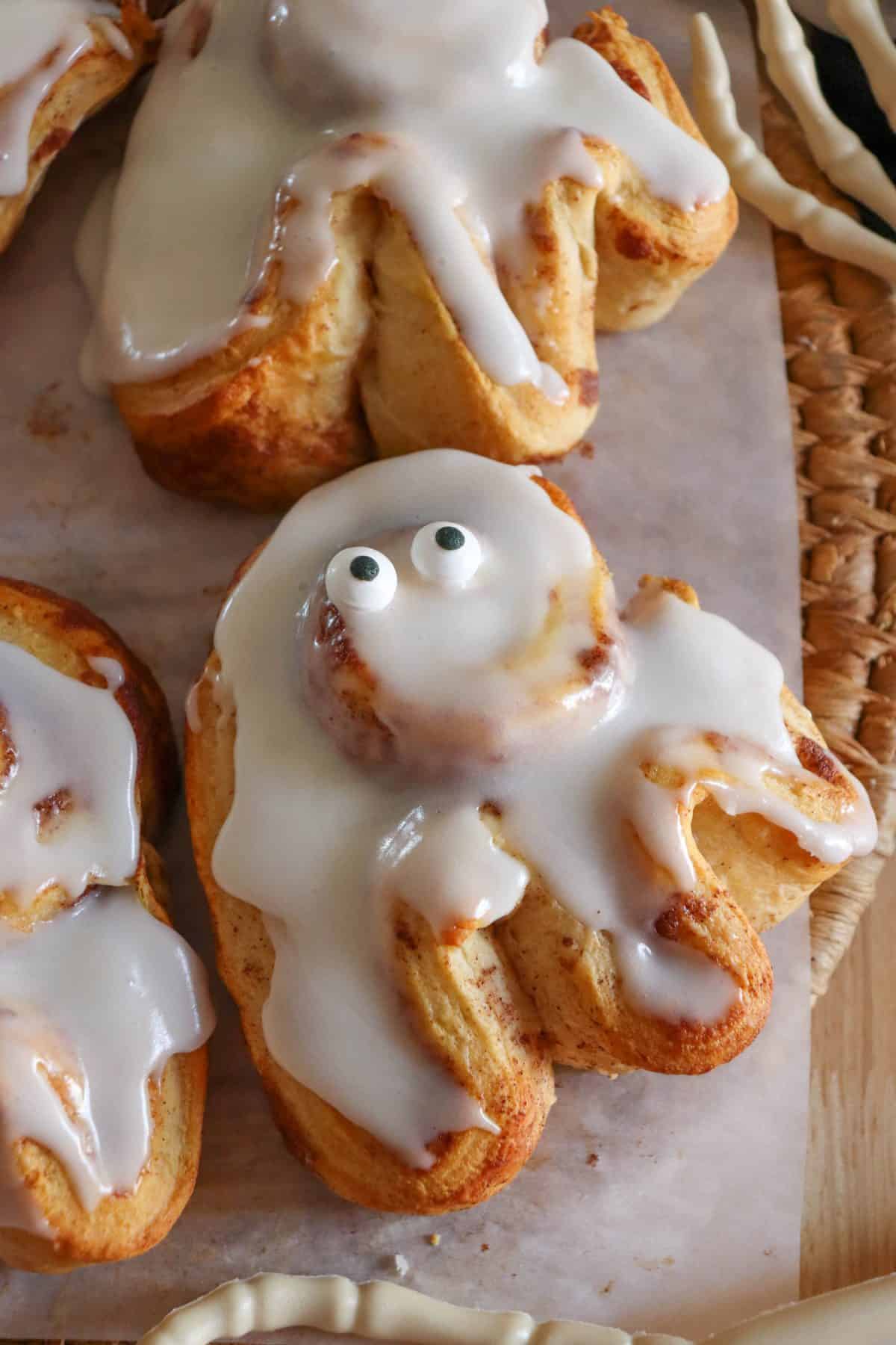 Ghost Cinnamon Rolls » Homemade Heather
