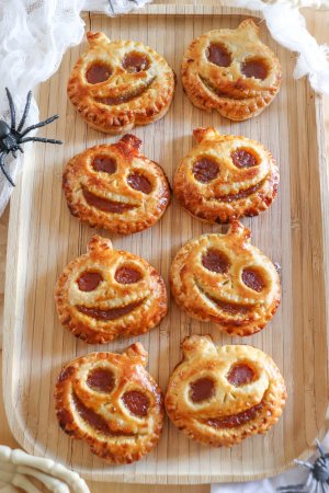 Jack Skellington Hand Pies » Homemade Heather