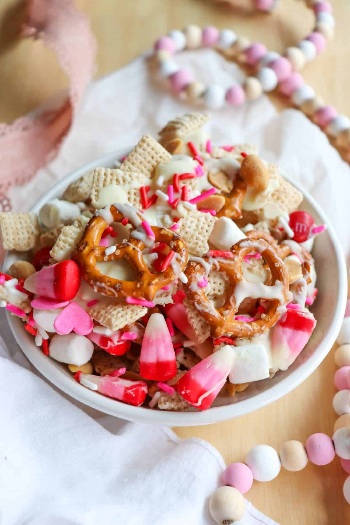 Valentine's Day Snack Mix Recipe » Homemade Heather