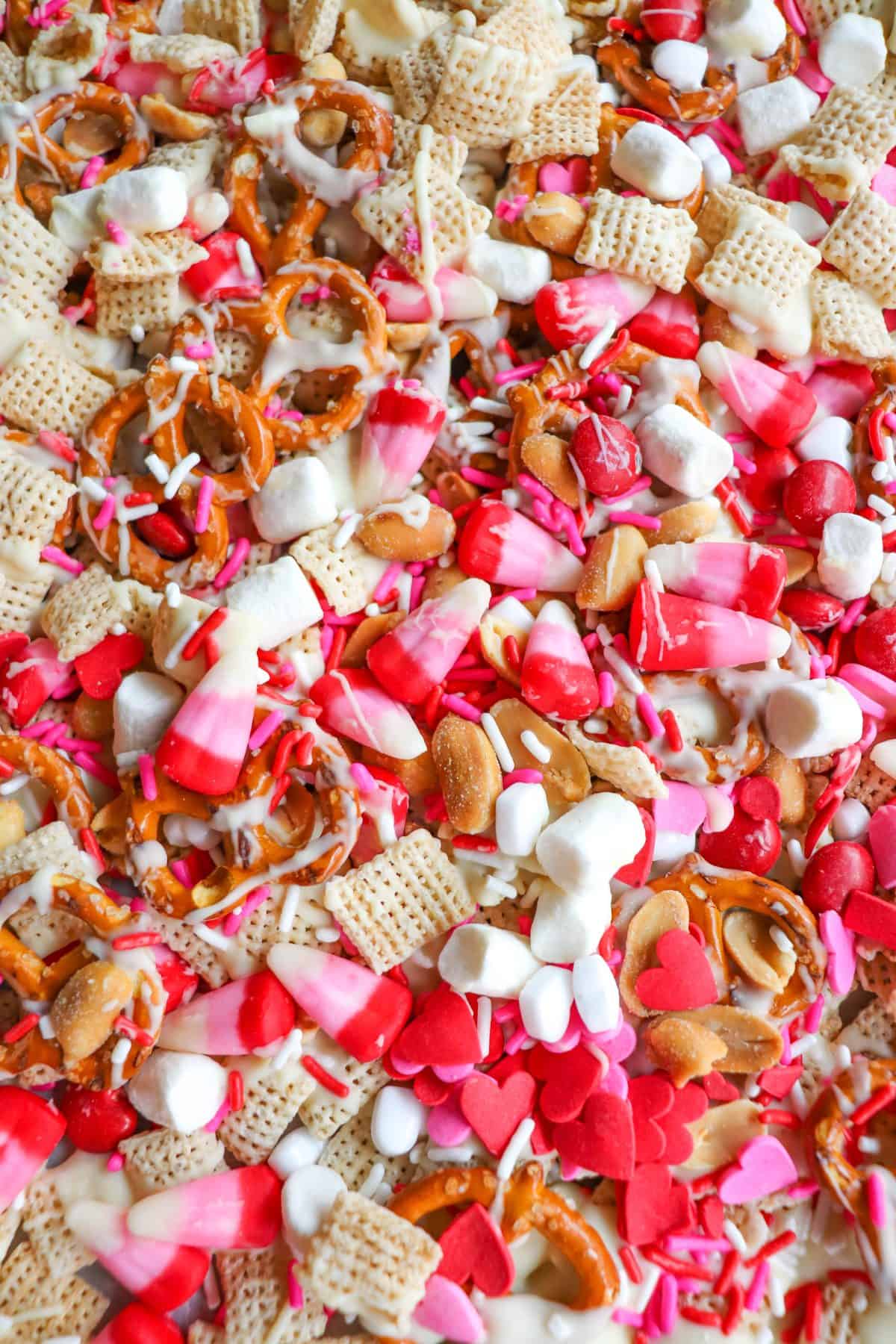 Valentine's Day Snack Mix Recipe » Homemade Heather