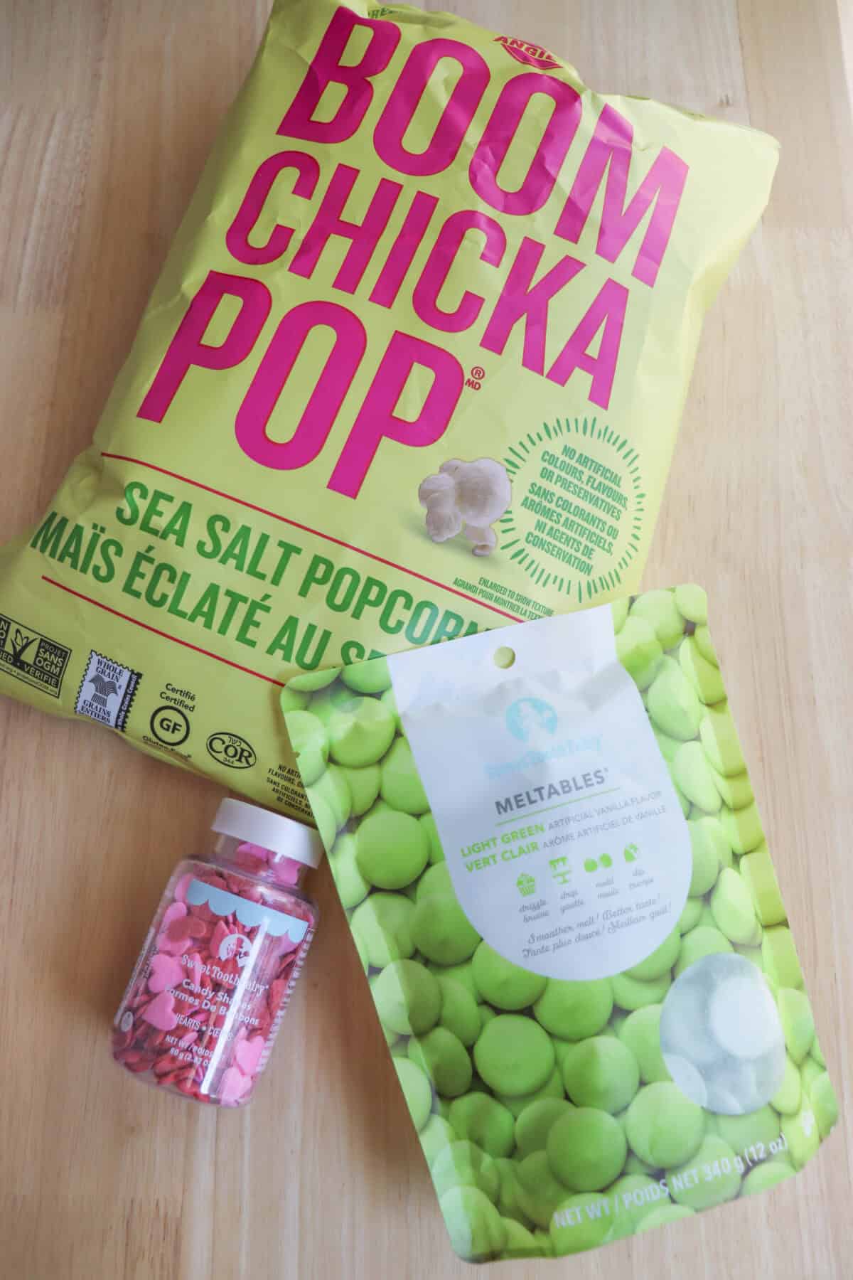 Crockpot Grinch Popcorn Balls Recipe » Homemade Heather