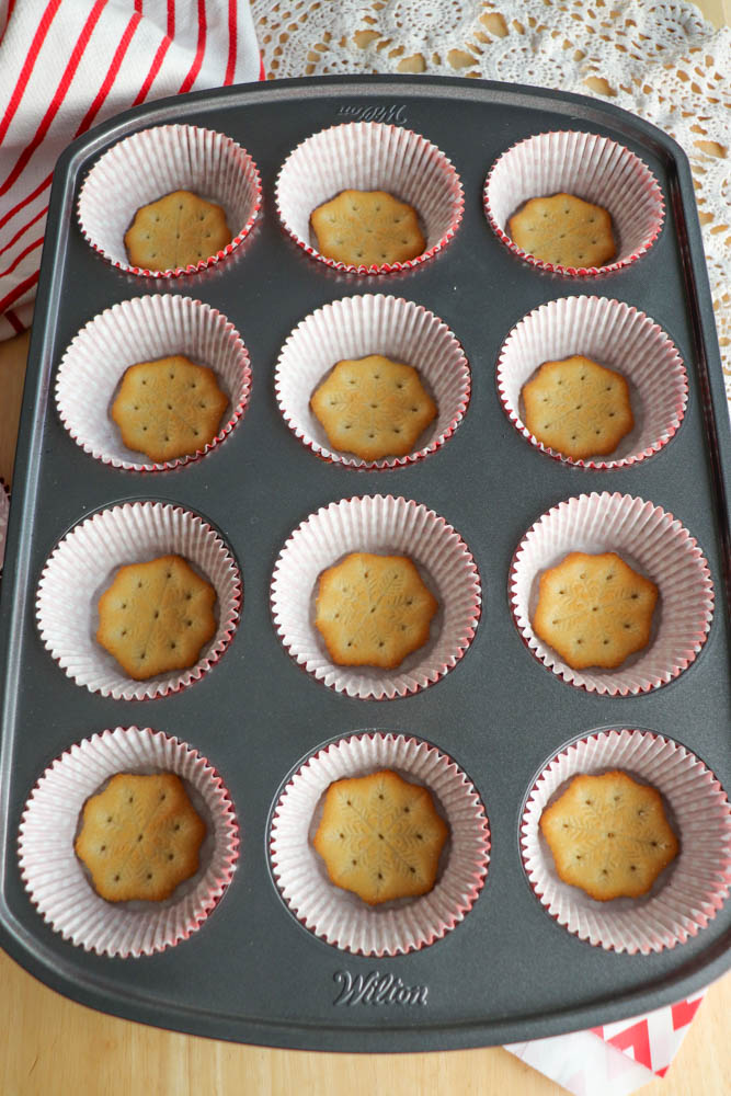 Ritz Christmas Crack Cookies Recipe » Homemade Heather